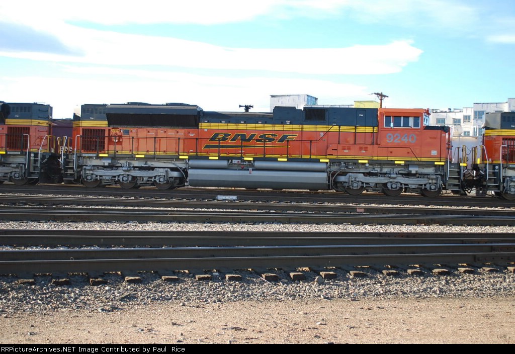 BNSF 9240